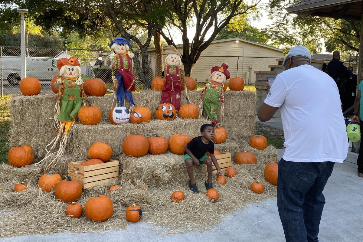 Town's Annual Fall Festival • Pembroke Park, FL